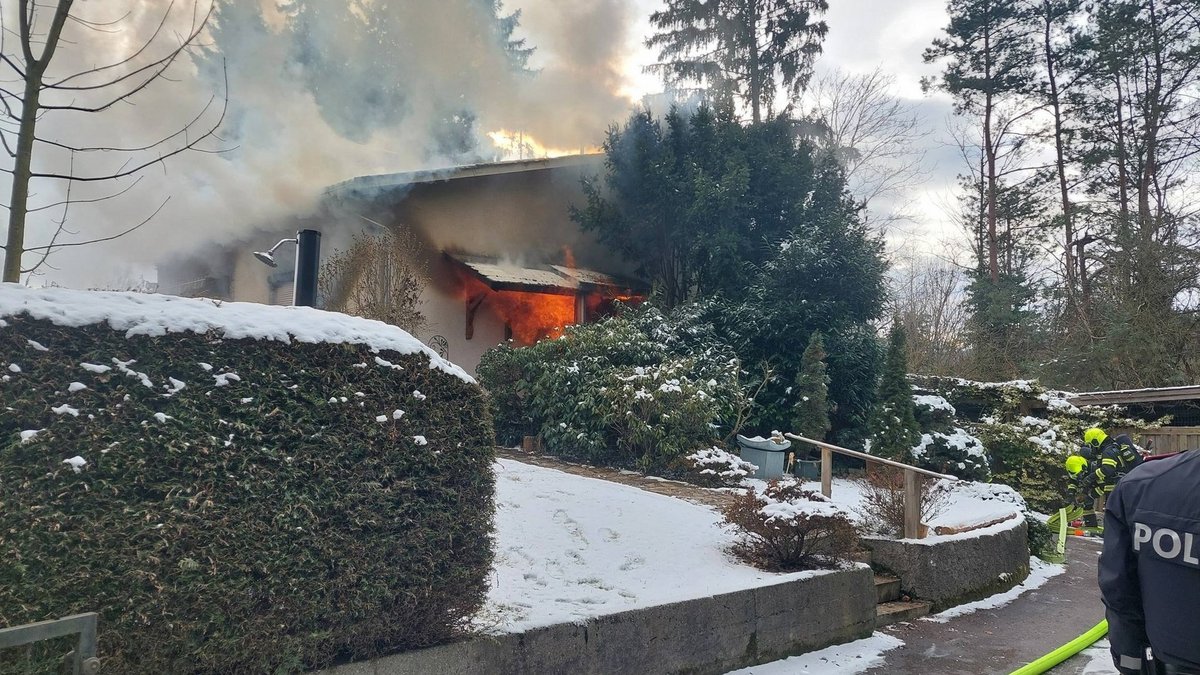 Brand eines Gebäudes - FF Garsten